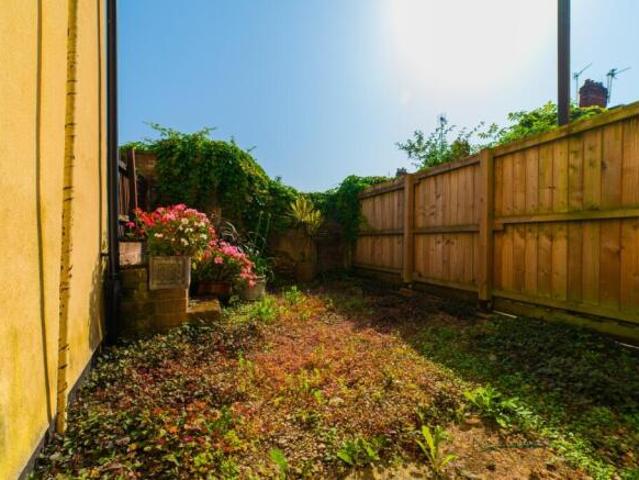 1 bedroom flat for sale in Metal Street, Adamsdown, CF24