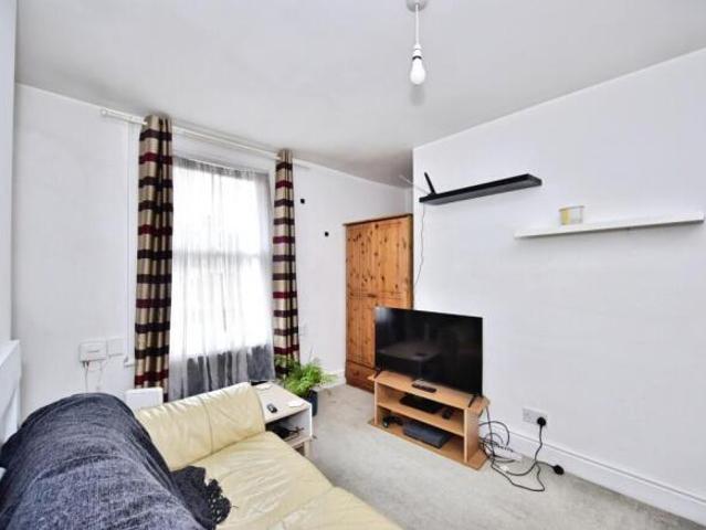 1 bedroom flat for sale in Milton Street, Maidstone, Kent, ME16