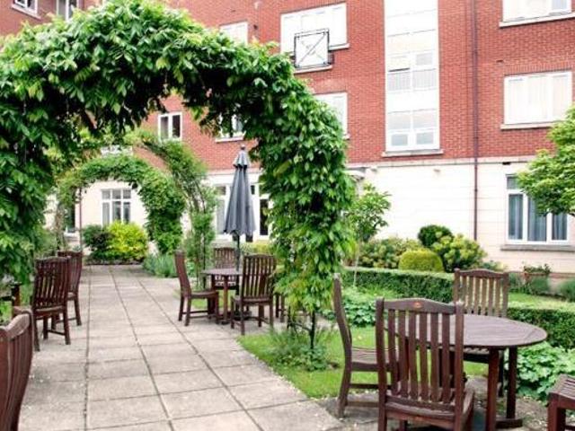 1 Bedroom Flat For Sale In Mill Hill, London