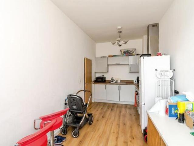 1 bedroom flat for sale in Millbrook Road East, SOUTHAMPTON, SO15