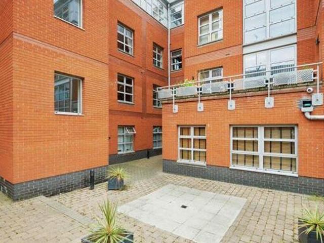 1 Bedroom Flat For Sale In Miller, Birmingham