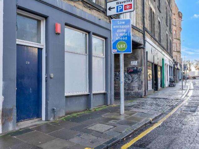 1 bedroom flat for sale in Montrose Terrace, Edinburgh, EH7