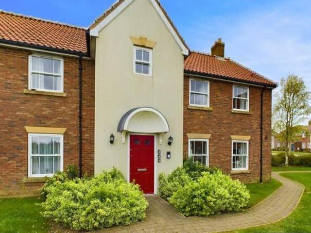 1 Bedroom Flat For Sale In Moor Road