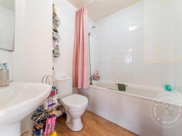 1 bedroom flat for sale in Moorhead Close, Cardiff, CF24
