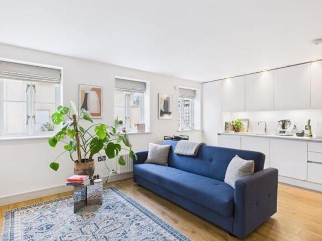 1 bedroom flat for sale in New Marchants Passage, City Centre, Bath, BA1