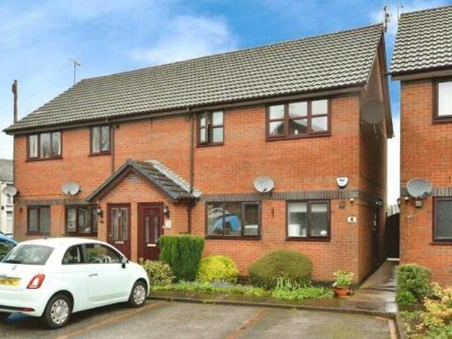 1 Bedroom Flat For Sale In Newcastle, Staffordshire