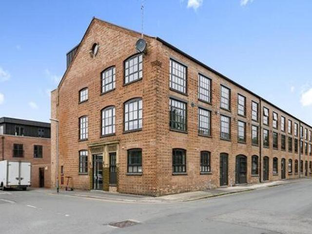 1 Bedroom Flat For Sale In Northampton