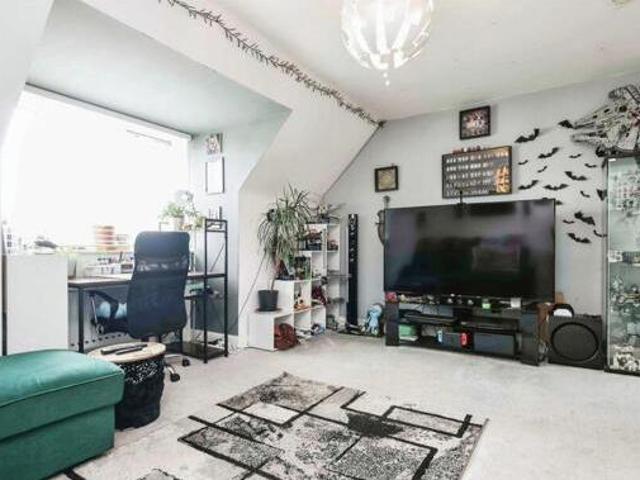 1 Bedroom Flat For Sale In Northfield