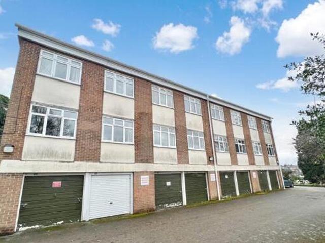 1 Bedroom Flat For Sale In Norton Lees Road, Sheffield