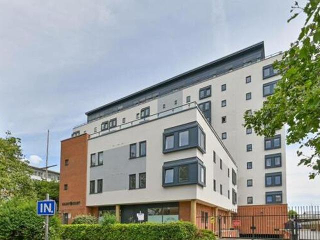 1 Bedroom Flat For Sale In Norbury, London