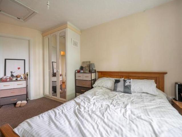 1 bedroom flat for sale in Norn Hill, Regent Court Norn Hill, RG21