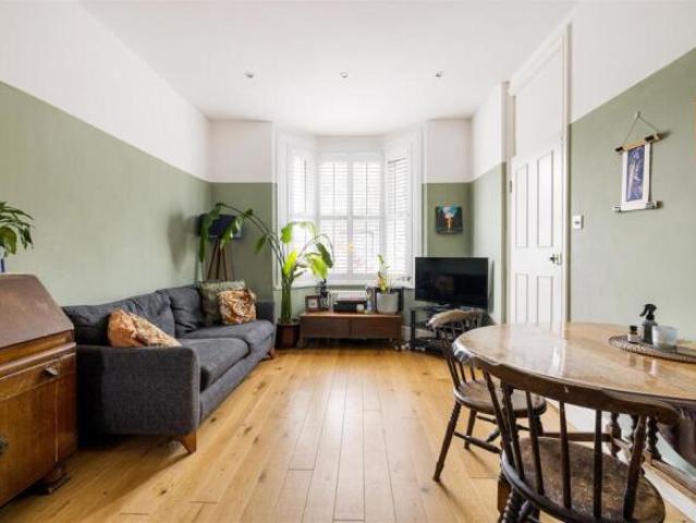 1 bedroom flat for sale in Odessa Road, Forest Gate, E7