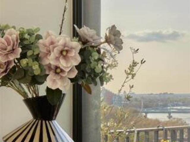 1 bedroom flat for sale in Osiers Road, Wandsworth, SW18