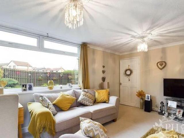 1 Bedroom Flat For Sale In Ormesby