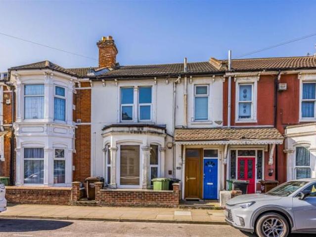 1 bedroom flat for sale in Orchard Road, Southsea, PO4