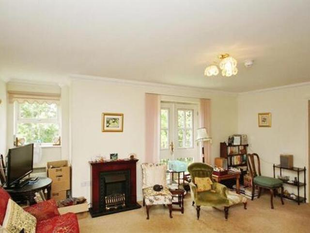 1 Bedroom Flat For Sale In Overndale Rd, Bristol
