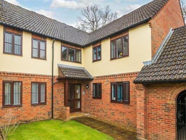 1 Bedroom Flat For Sale In Oxfordshire