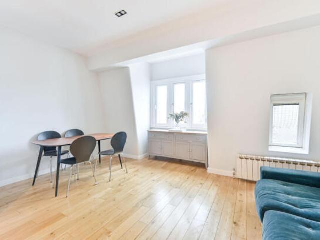 1 bedroom flat for sale in Palace Court, Bayswater, London, W2