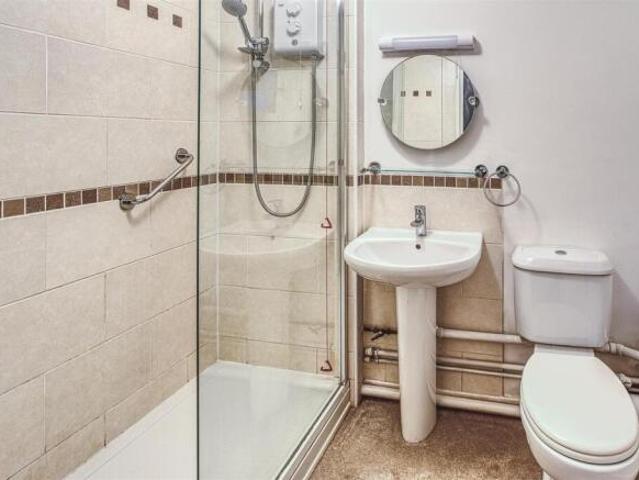 1 bedroom flat for sale in Park Road, Mickleover, Derby, DE3