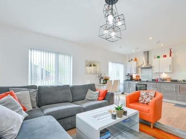 1 Bedroom Flat For Sale In Park Royal, London