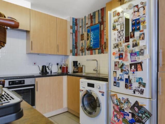 1 bedroom flat for sale in Park View Court, London, E3 3AN, E3