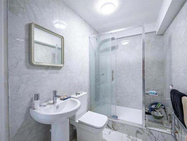 1 bedroom flat for sale in park west, edgware road, london, w2