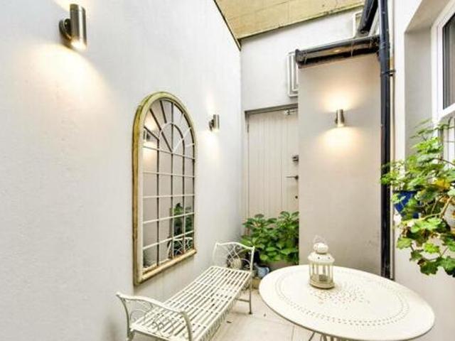 1 Bedroom Flat For Sale In Parsons Green, London