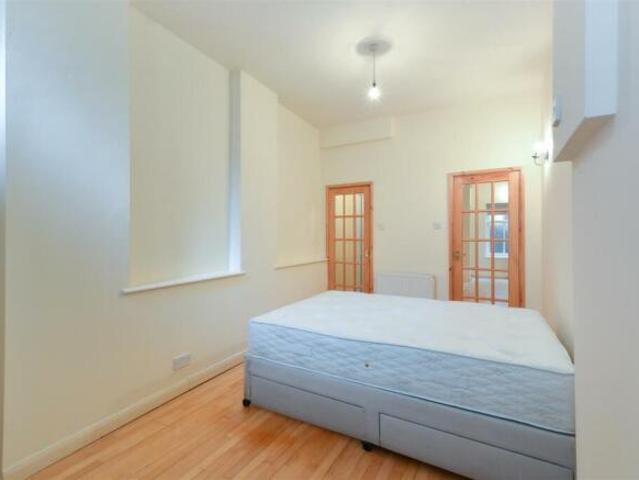 1 bedroom flat for sale in Peary Place, London, E2