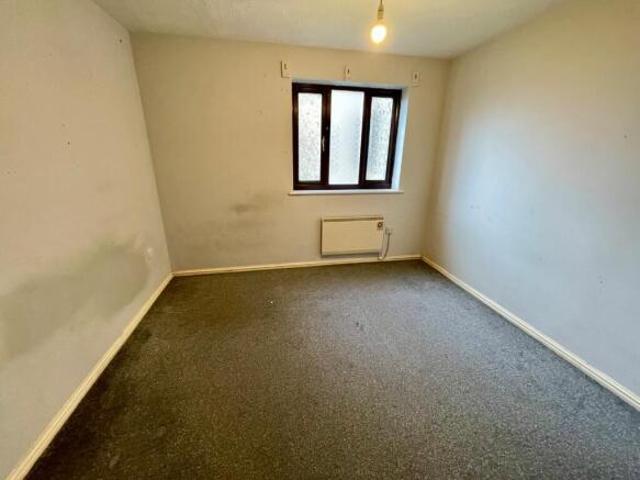 1 bedroom flat for sale in Petunia Court, Luton, Bedfordshire, LU3 1XT, LU3