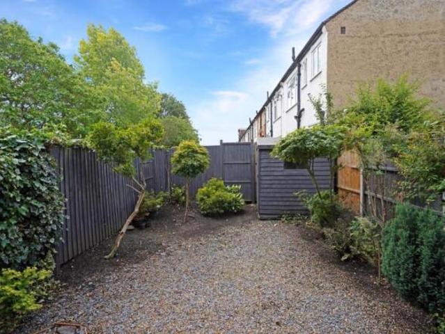 1 bedroom flat for sale in Phoenix Road, Penge, London, SE20