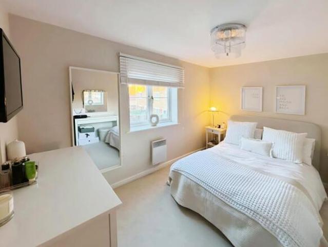 1 bedroom flat for sale in Pipkin Close, Pontprennau, Cardiff, CF23