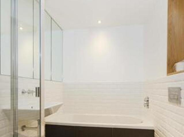 1 Bedroom Flat For Sale In Poet´s Corner, London