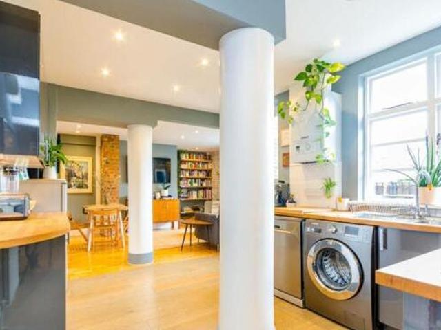 1 Bedroom Flat For Sale In Plaistow, London