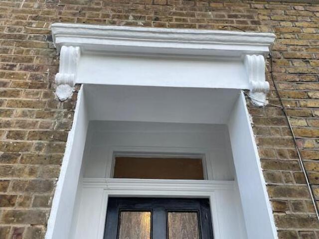 1 bedroom flat for sale in Plumstead Common Road, London, SE18