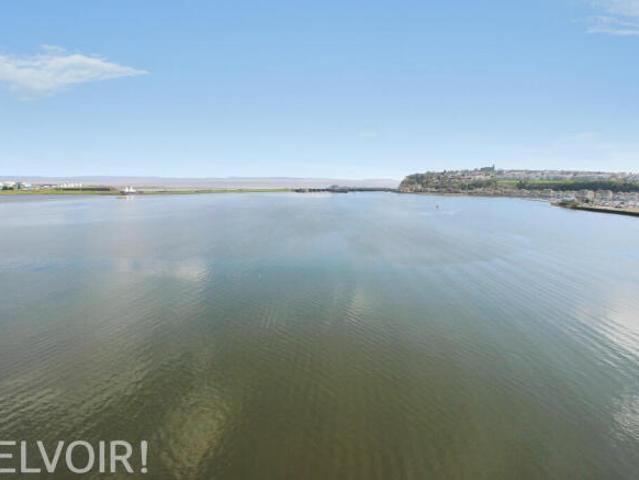 1 bedroom flat for sale in Prospect Place, Cardiff Bay, Cardiff, CF11