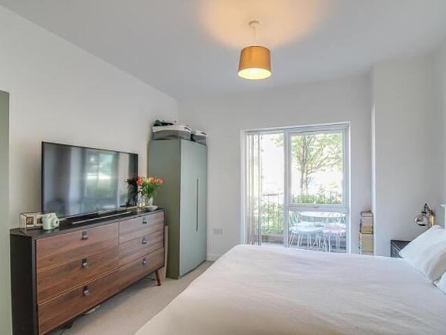 1 bedroom flat for sale in Prospects Place, Fairfax Drive, Westcliff on Sea, SS0