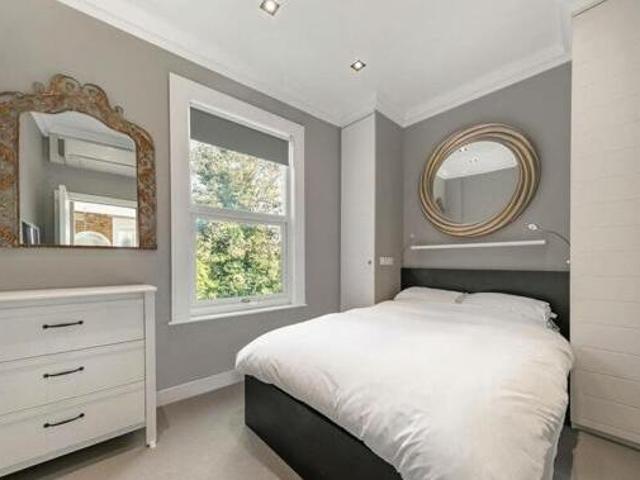 1 Bedroom Flat For Sale In Putney, London