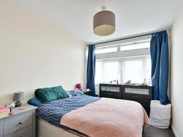 1 Bedroom Flat For Sale In Putney, London