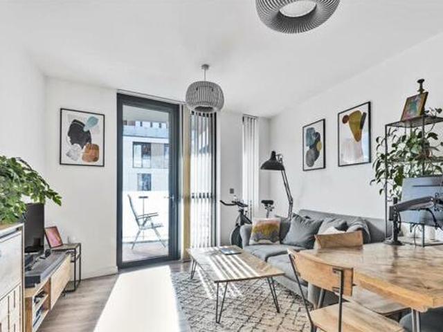 1 Bedroom Flat For Sale In Quebec Way, Canada Water