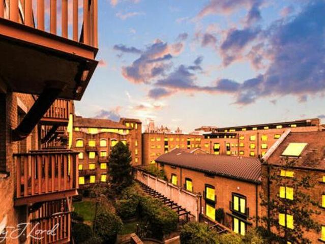 1 Bedroom Flat For Sale In Queen Elizabeth Street