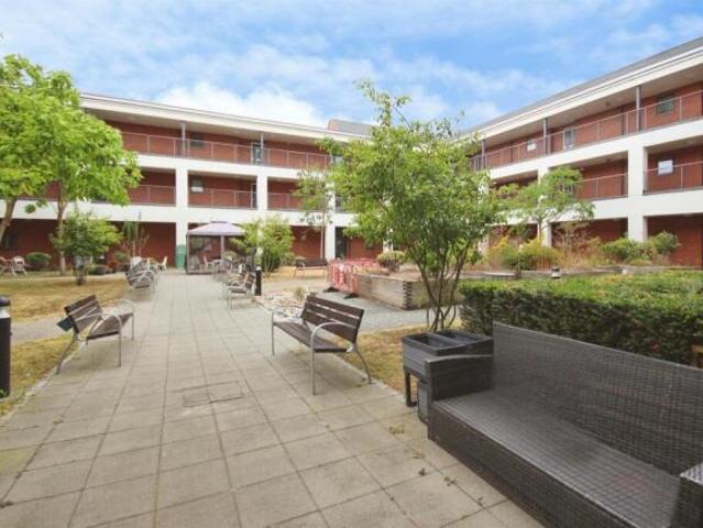 1 bedroom flat for sale in Queensway, Leamington Spa, CV31