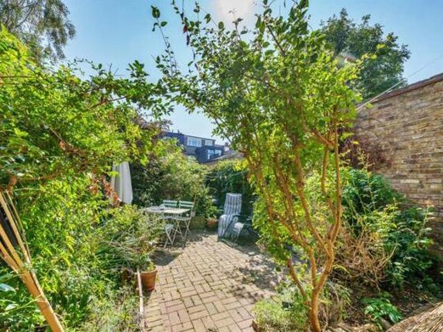 1 Bedroom Flat For Sale In Queens Park