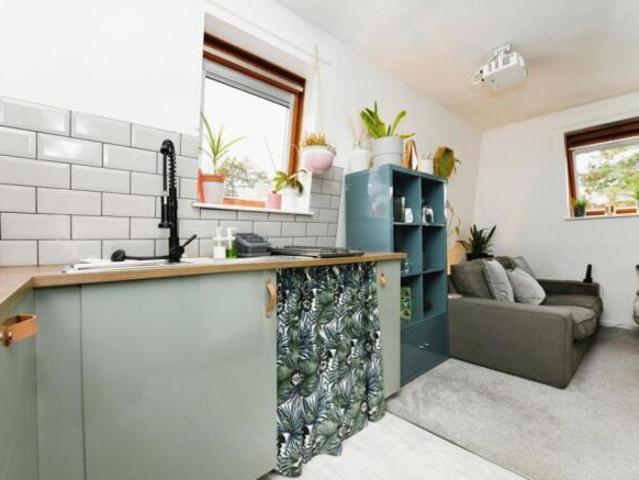 1 bedroom flat for sale in Queens Road, Brentwood, CM14