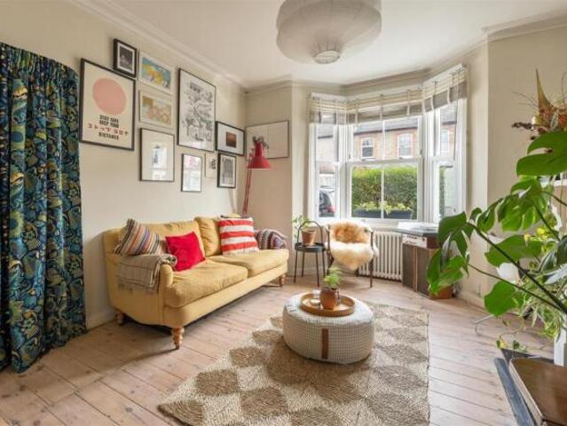 1 bedroom flat for sale in Ramsay Road, Forest Gate, E7