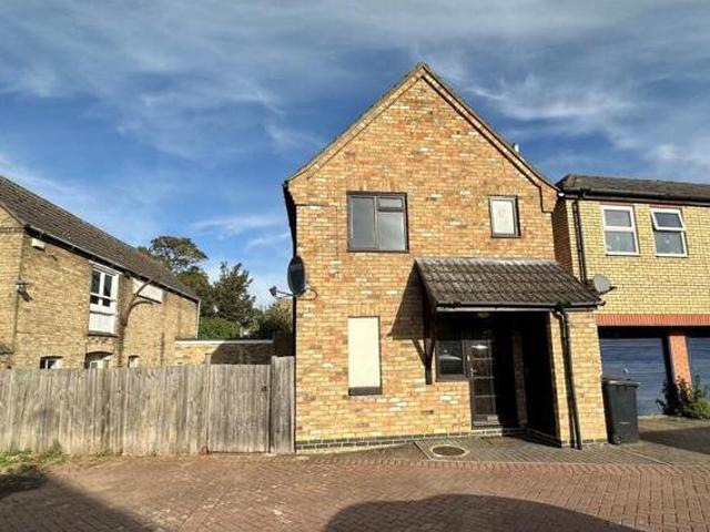 1 Bedroom Flat For Sale In Ramsey