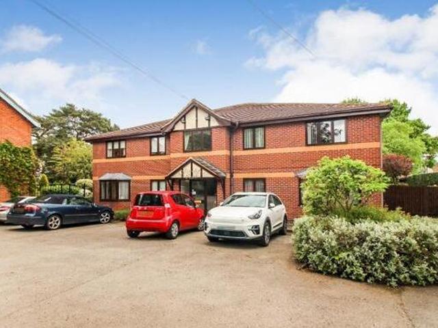 1 Bedroom Flat For Sale In Radcliffe on trent