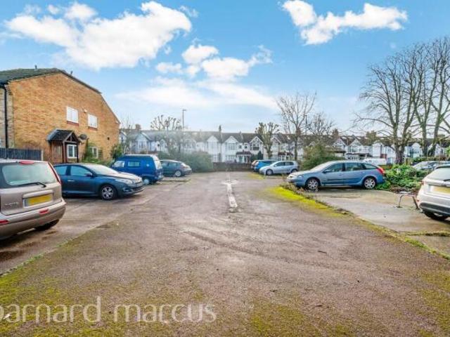 1 bedroom flat for sale in Rectory Lane, London, SW17
