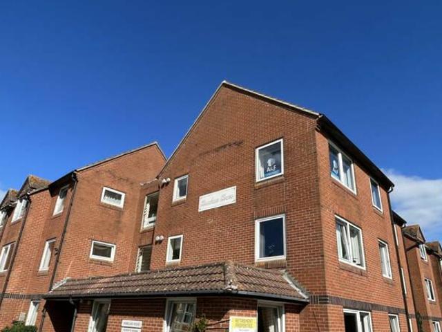 1 bedroom flat for sale in Rectory Road BurnhamonSea TA8 2BX TA8