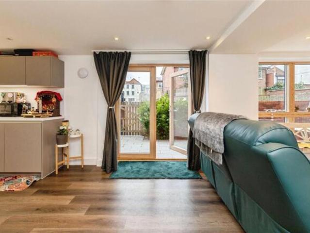 1 bedroom flat for sale in Redcross Street, Bristol, BS2