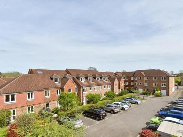 1 Bedroom Flat For Sale In Redhill